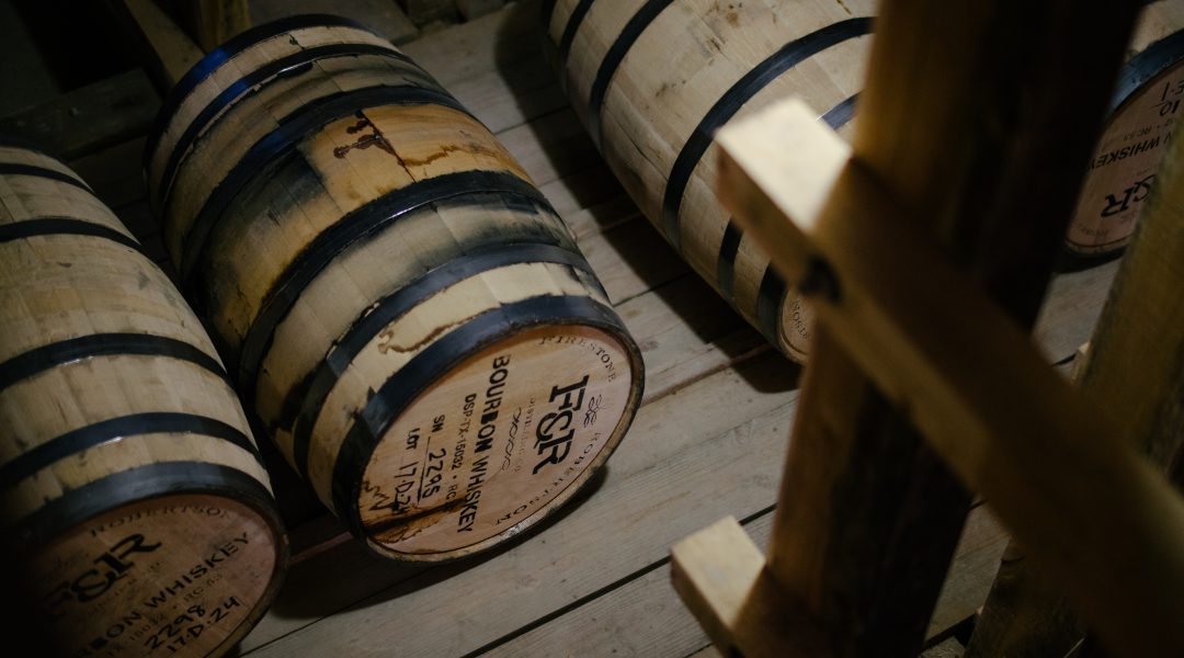 Weather Resistant Whiskey Barrels Graf Whiskey Barrel VINO style rain ...