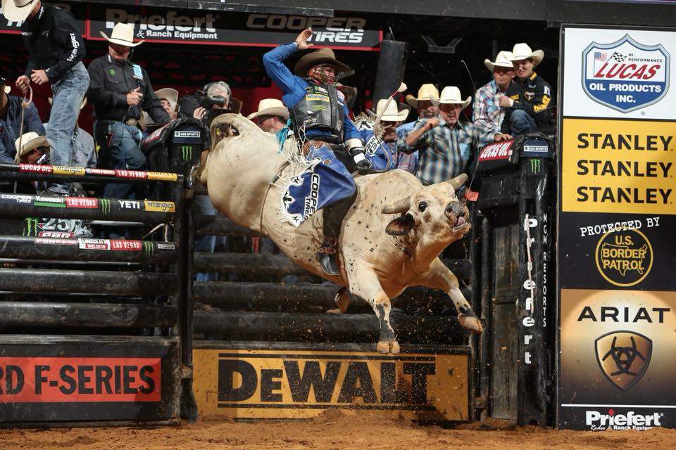 The C I Roundup PBR BBQ And A Willie Good Song Cowboys And Indians Magazine