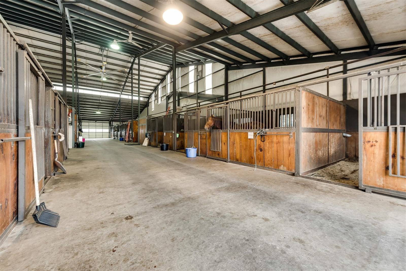 Triple U 12 - Cowboys and Indians Magazine