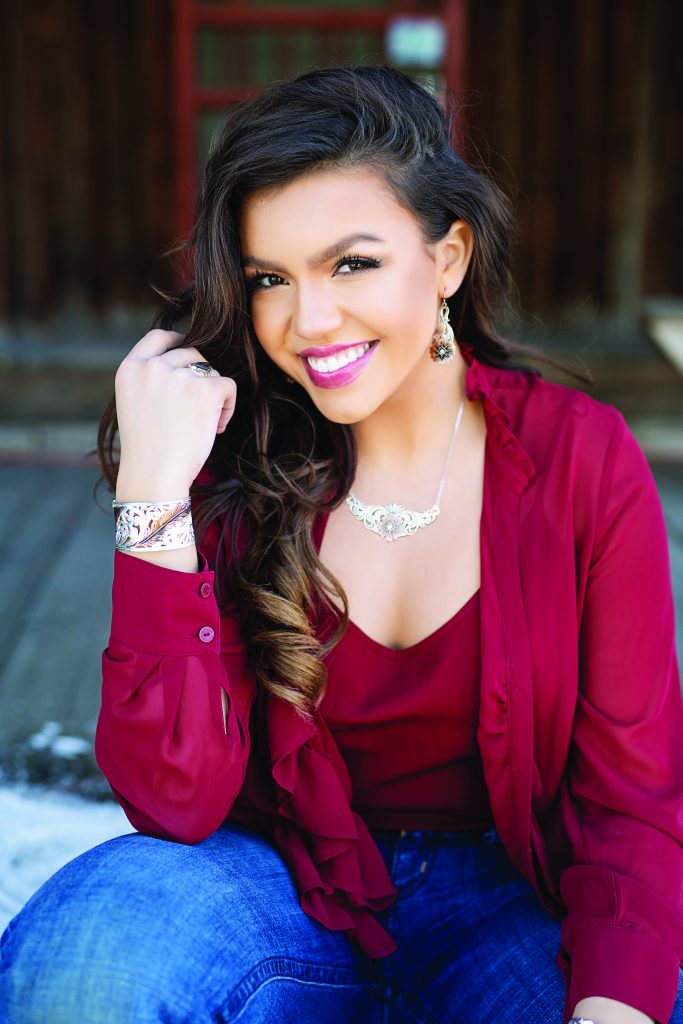 MAP_6160_FOCUS - Cowboys and Indians Magazine