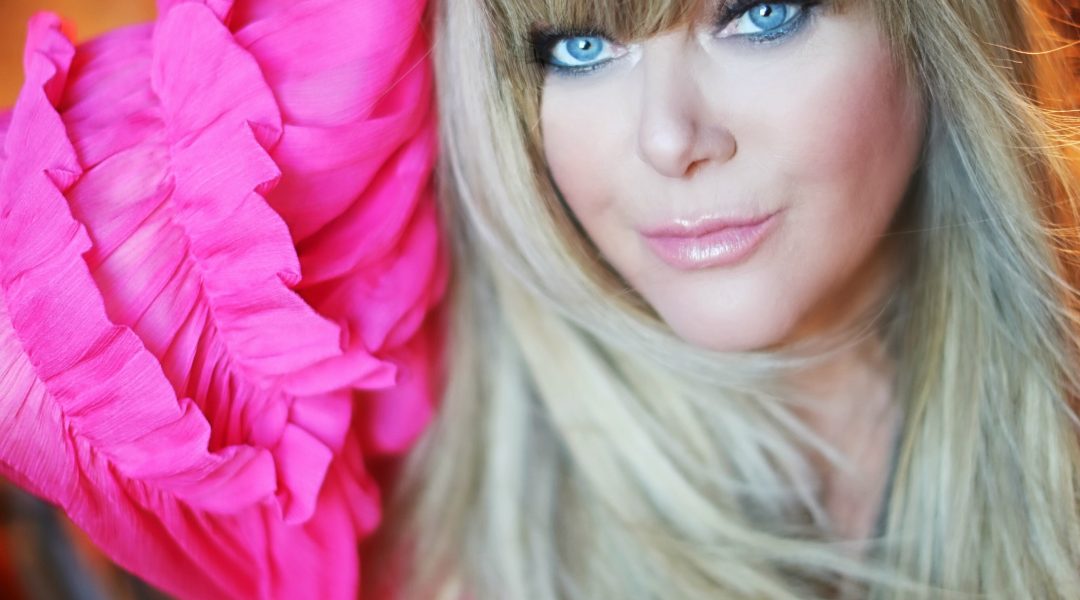 Jamie O'Neal Additional Photo - Cowboys and Indians Magazine