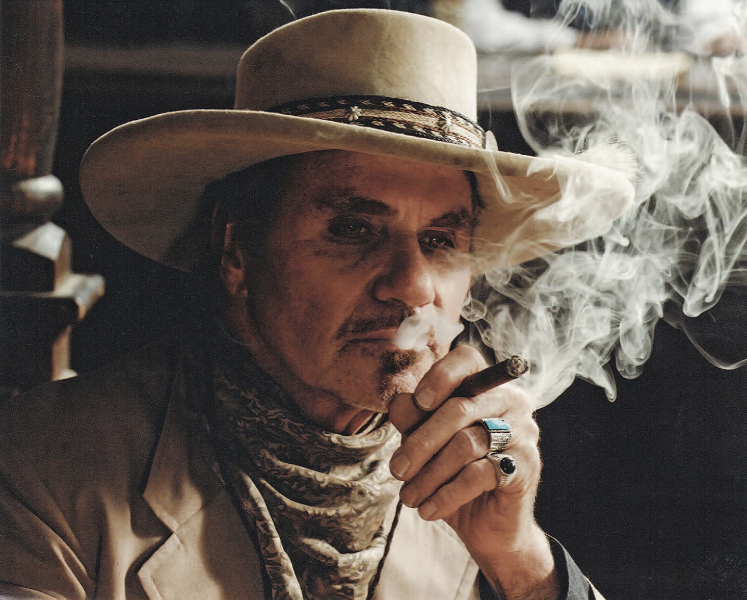 CV_Six Guns - Cowboys and Indians Magazine