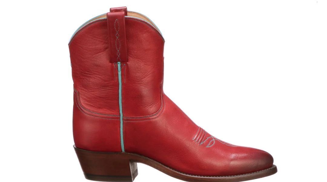 Outfit 3 - Lucchese Gaby boot - Cowboys and Indians Magazine