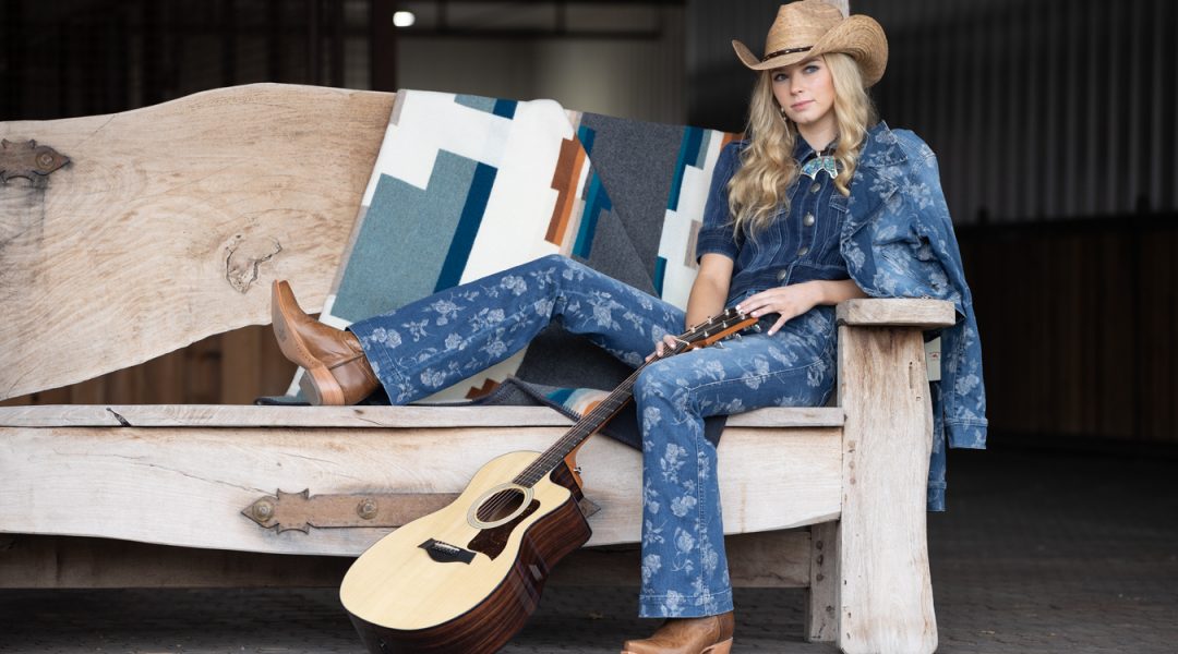 Spring-Fashion-2024-Ellie-Castellow-denim-look-3 - Cowboys and Indians ...
