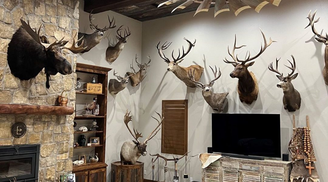 Windmill-Ceiling-Fan-Man-Cave-display - Cowboys and Indians Magazine