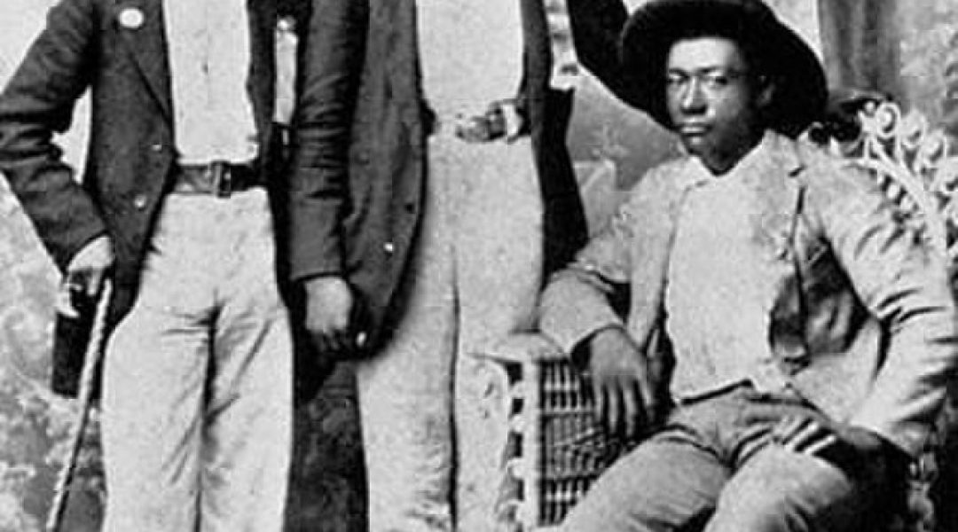 640px-Bill_Pickett_and_two_of_his_brothers - Cowboys and Indians Magazine