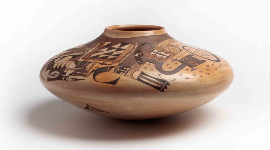 Dextra-Quotskuyva-Awatovi-Jar - Cowboys and Indians Magazine